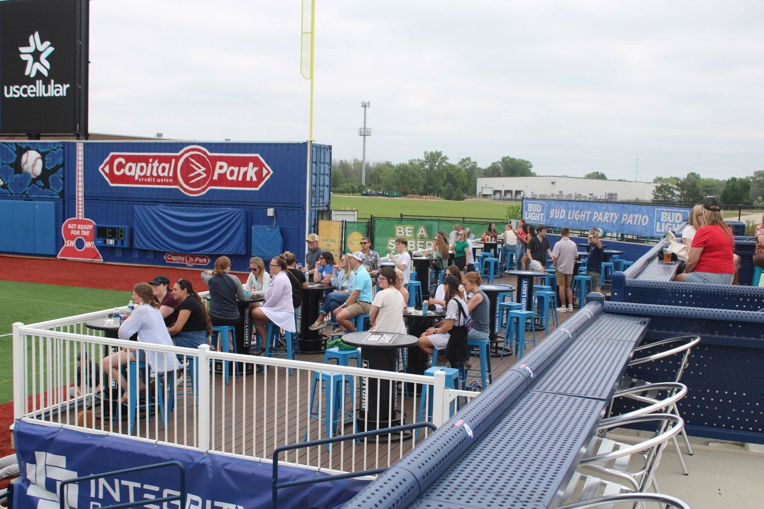 Bud Light Party Patio 6 Pack - Green Bay Rockers