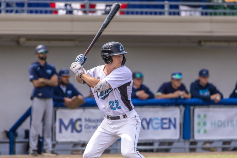 Lakeshore Plays Spoiler In Game 1 Win - Lakeshore Chinooks