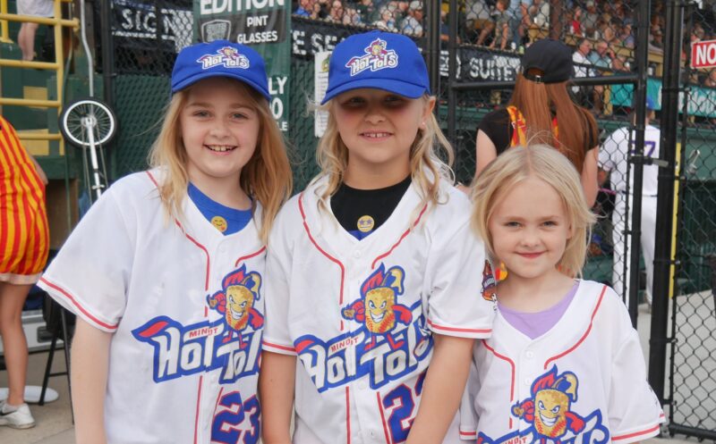 Best Group Outing in Minot - Minot Hot Tots Baseball