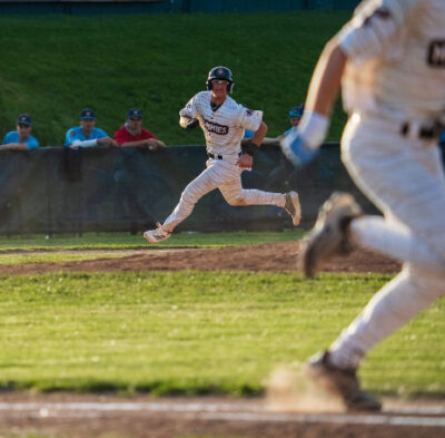 Leprechauns Rally Past Flying Mummies, Take Series Finale 10-6 in Royal ...