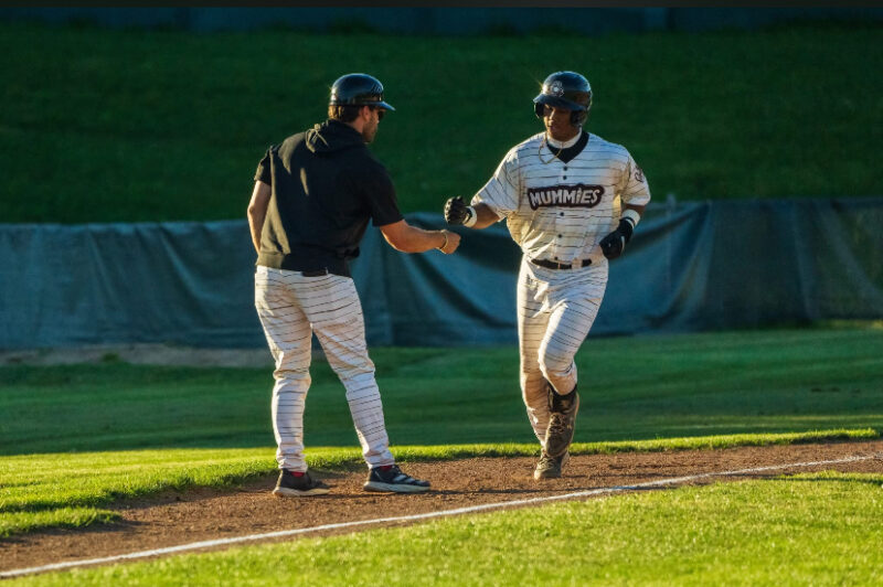 Mummies Split Final Twinbill with Royal Oak, Take Series 3-1 - Richmond ...