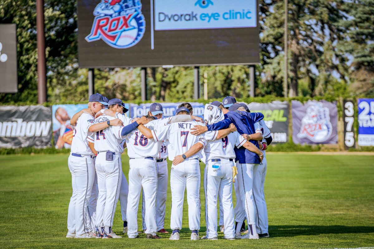 Rox Finish First Half with 21 Wins after Game Two in Waterloo – Travel to Duluth for Two-Game ...